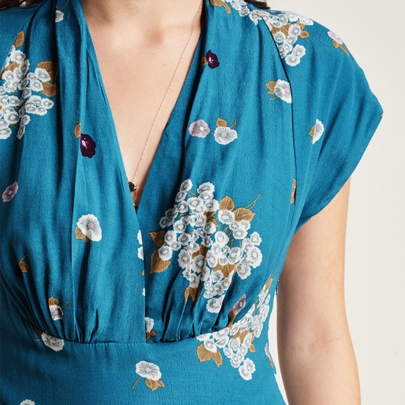 Modcloth | Dresses | Modcloth Emily And Fin Saunter Sweetly Midi Dress ...